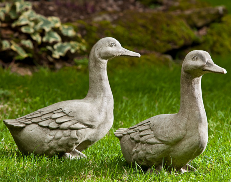 Campania Concrete Quackers the Duck Statue – Featherfields